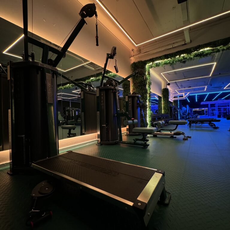 The Green Fitness Room | Burning Heart